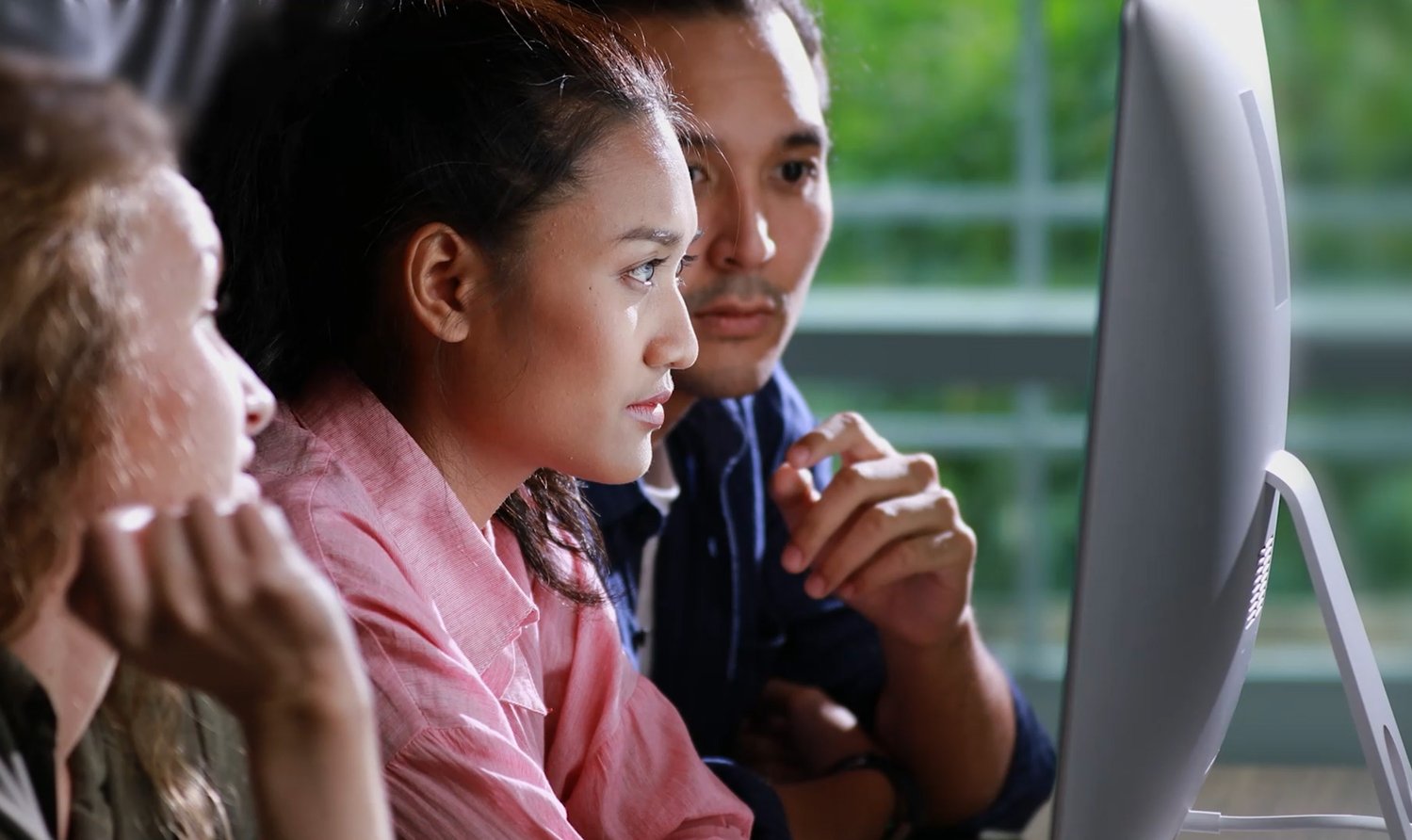 The #1 Software-Defined Platform for Enterprise AV-over-IP | Userful